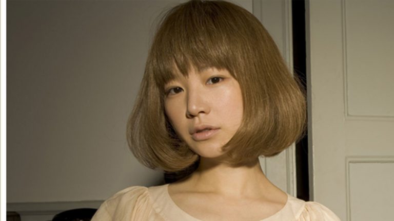 歌手・YUKI 50歳最新ショット 可愛すぎて話題沸騰中 : クイックタイムNEWS