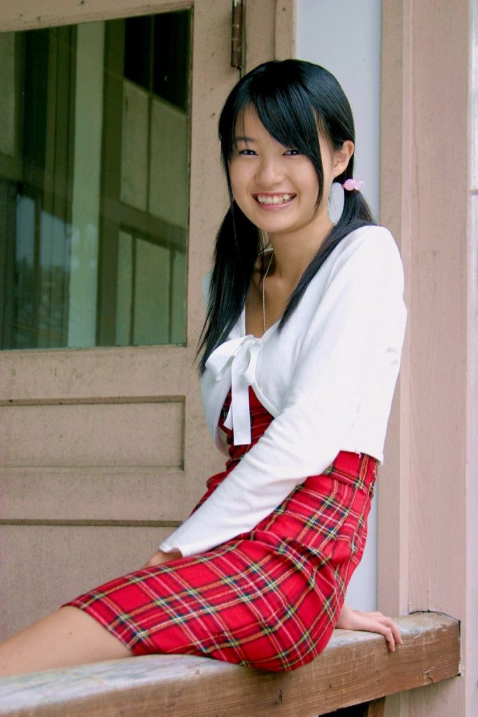 しほの涼、結婚相手(旦那)は？現在の姿(2024)も話題に！ | アノ人の現在